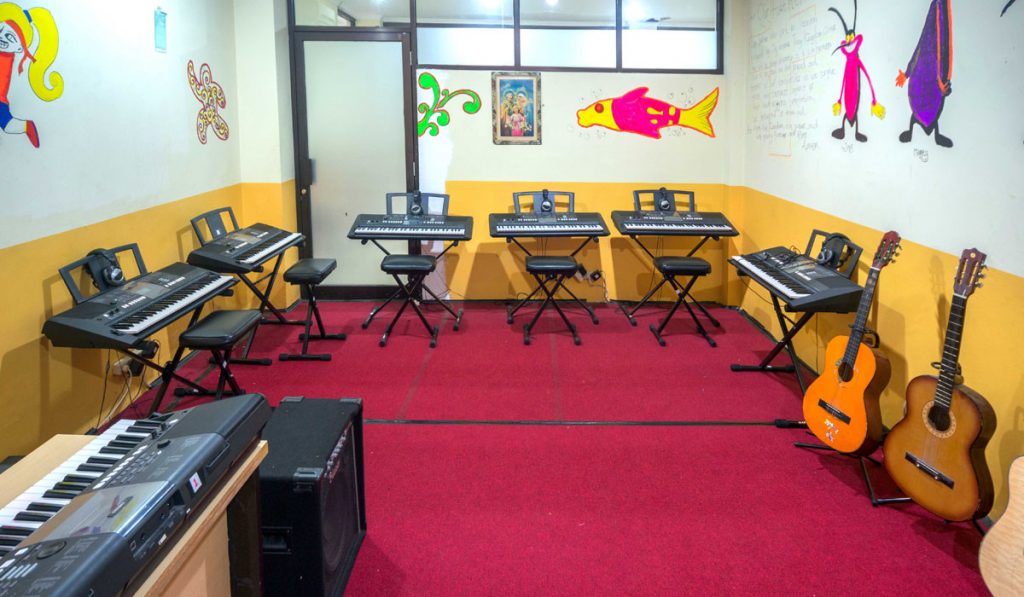 Ruang Musik – Sekolah Bunda Mulia – AM Sangaji